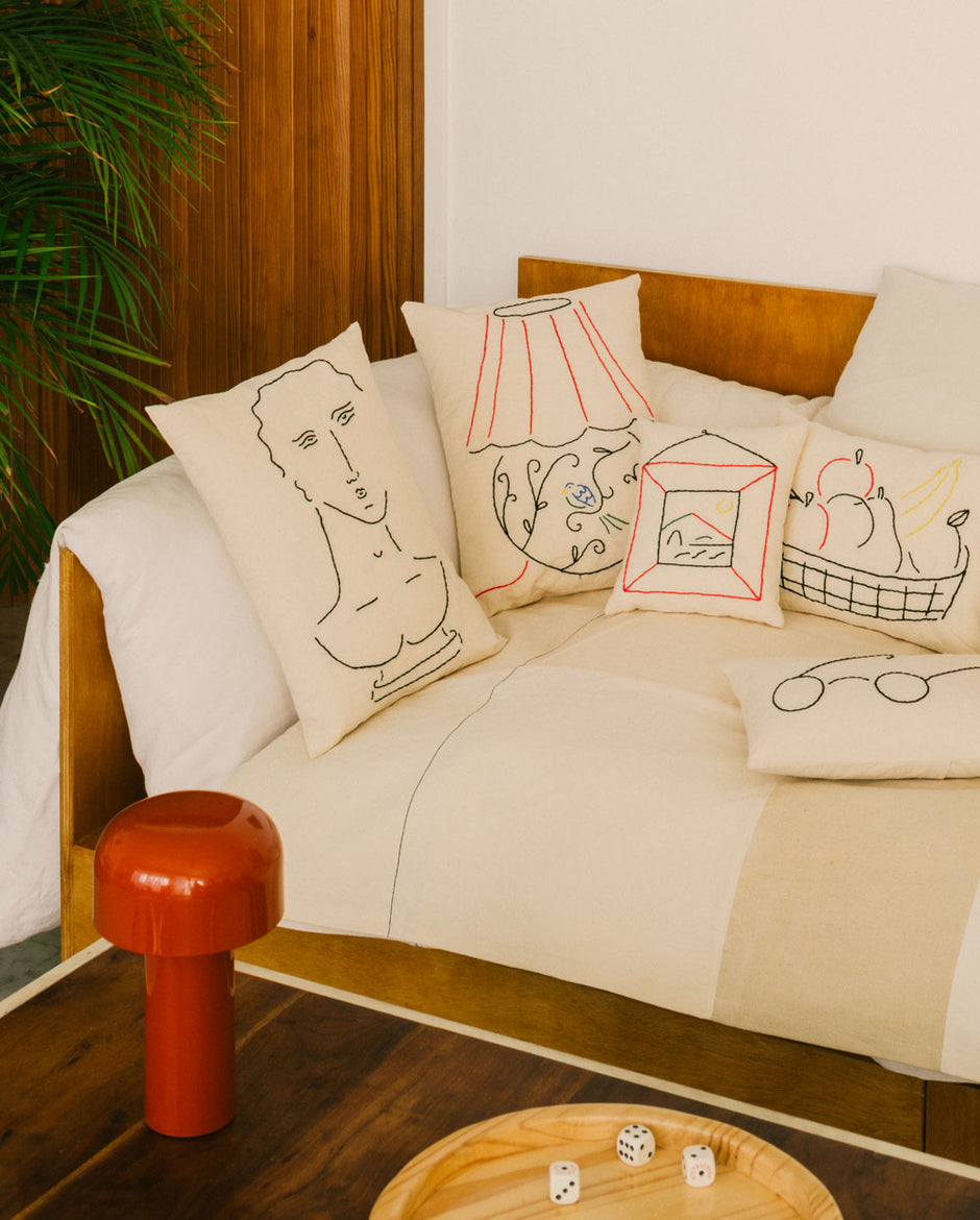 Hand-Embroidered Artistic Cushions | Sarah Espeute – Œuvres-sensibles